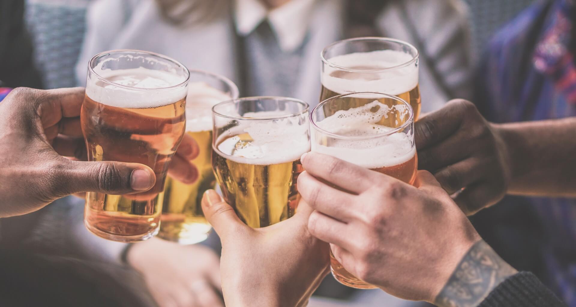 EL PRIMER FESTIVAL CERVECERO BRITÁNICO DE LA HISTORIA - Amantes ...